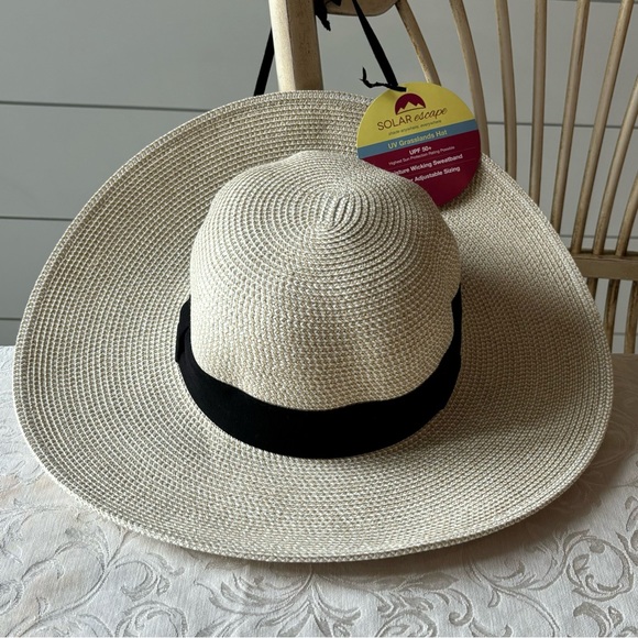 solar escape | Accessories | Brand New Solar Escape Sun Hat Wide Brim ...